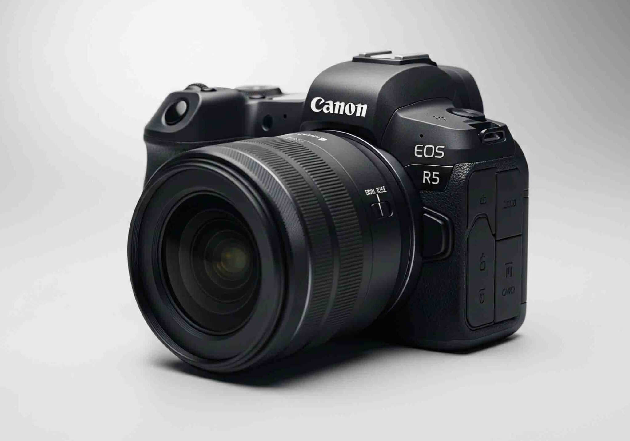 Equipment Necessary for Photography: Beginner’s Guide